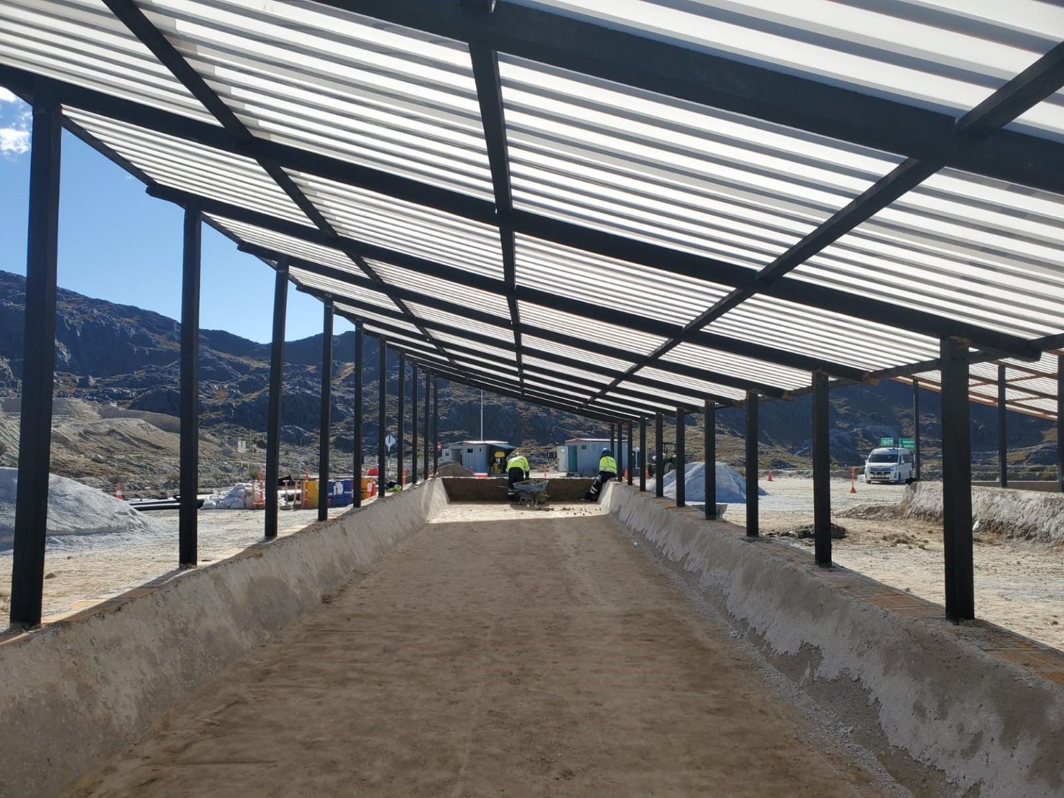 Planchas Trapezoidales de Policarbonato – Interwall